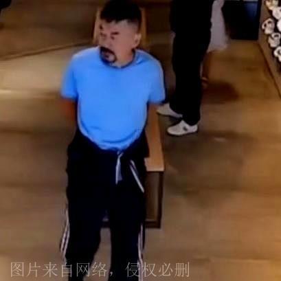 The youngest Chen Jianbin and Liao Fan went shopping, their alternative ...