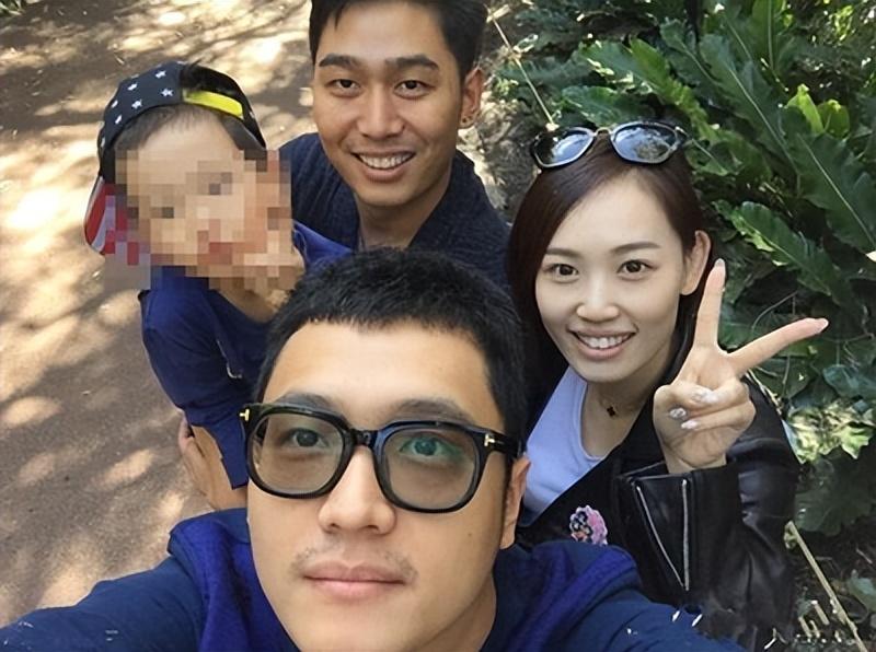 Song Zhe was released two years early and returned to his hometown to ...