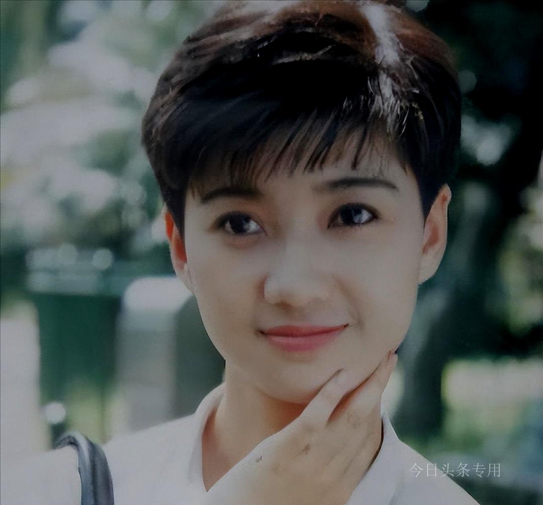 Joanna Wang Yuling died in a plane crash with her boyfriend in 1993 ...