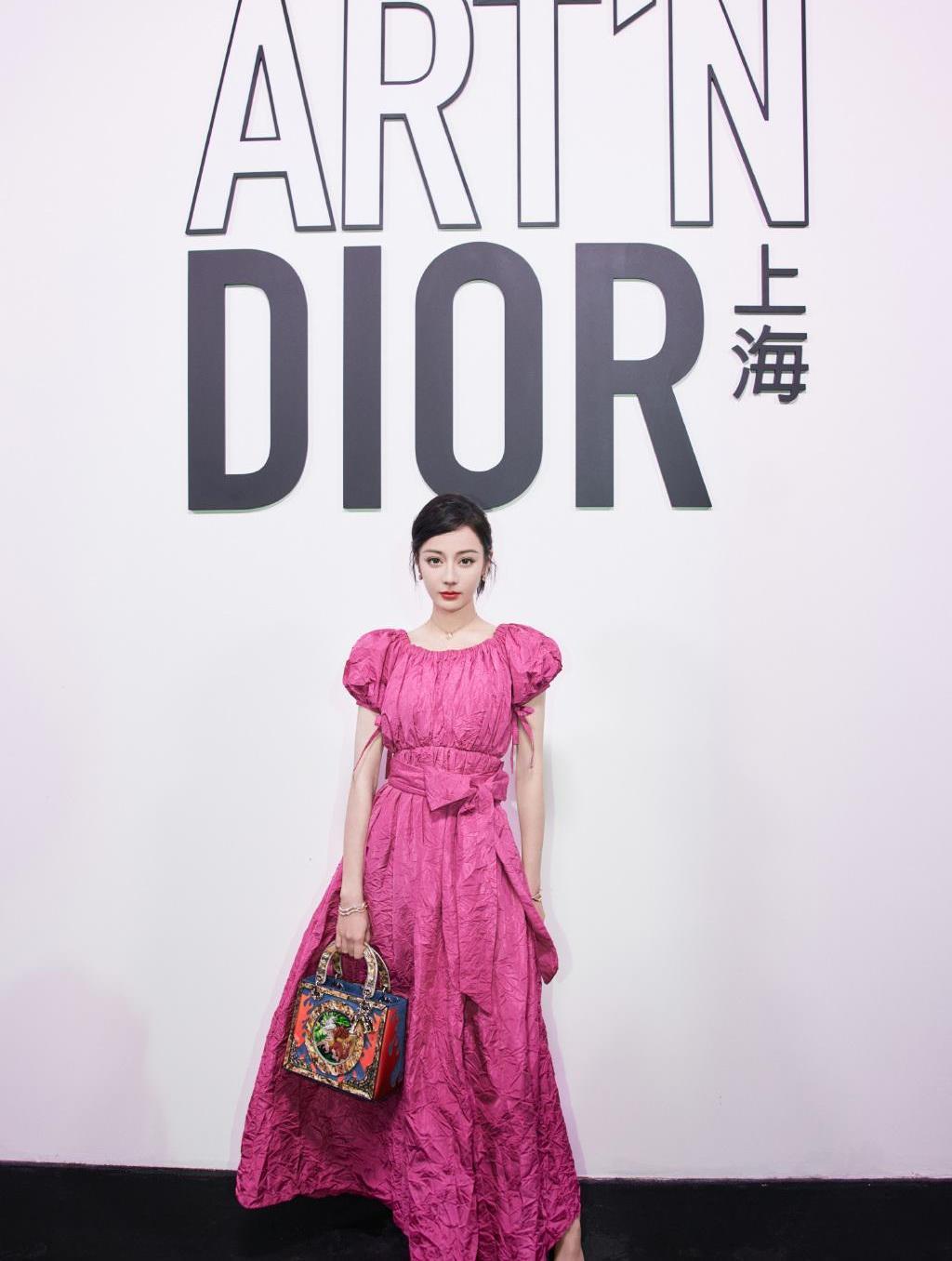 Dilraba stunned the audience! Dior brand campaign creates sensation - iNEWS