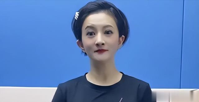 Jin Ming changed drastically at the age of 43. He graduated from Peking ...