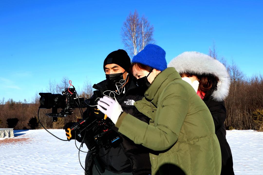 The Dragon TV crew went to the Amul Forestry Bureau for filming - iNEWS