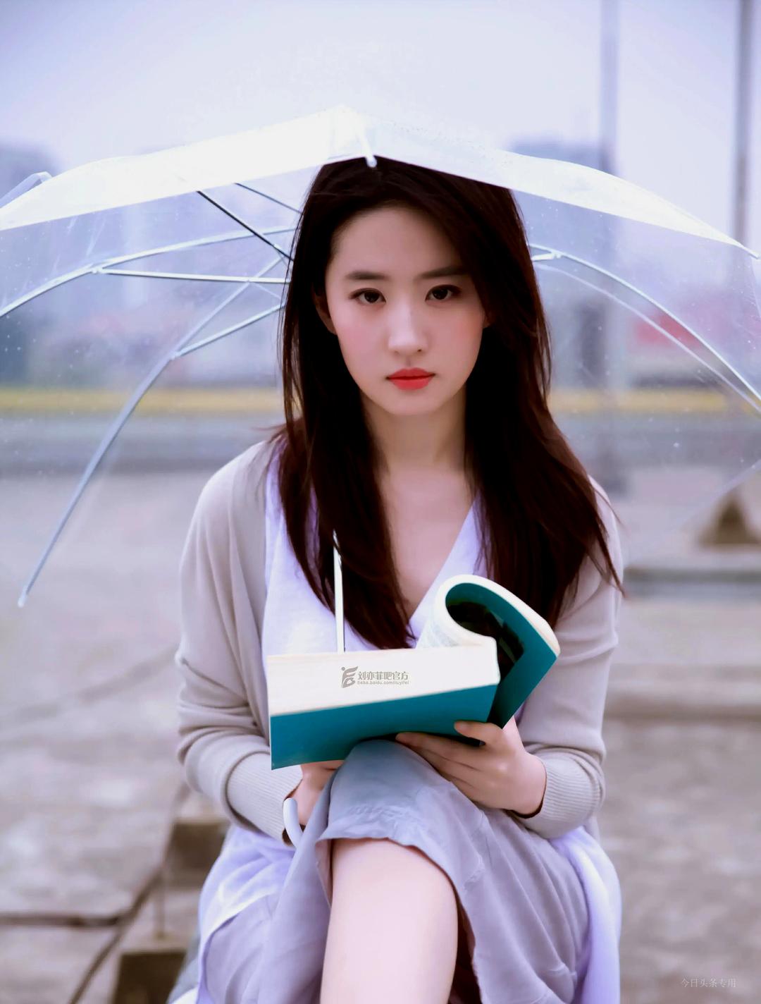 Liu Yifei generously responded to her male fan's confession: I love you ...
