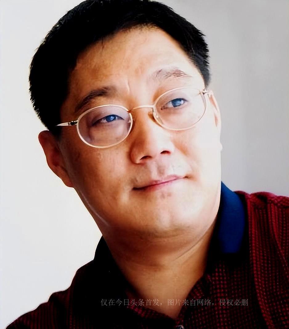 Zhu Hua: Life as a single singer taking care of her sick mother - iNEWS