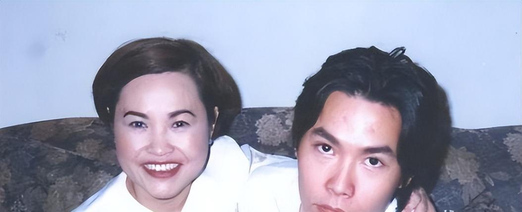 Song Yueting: The power of music and inner loneliness - iNEWS
