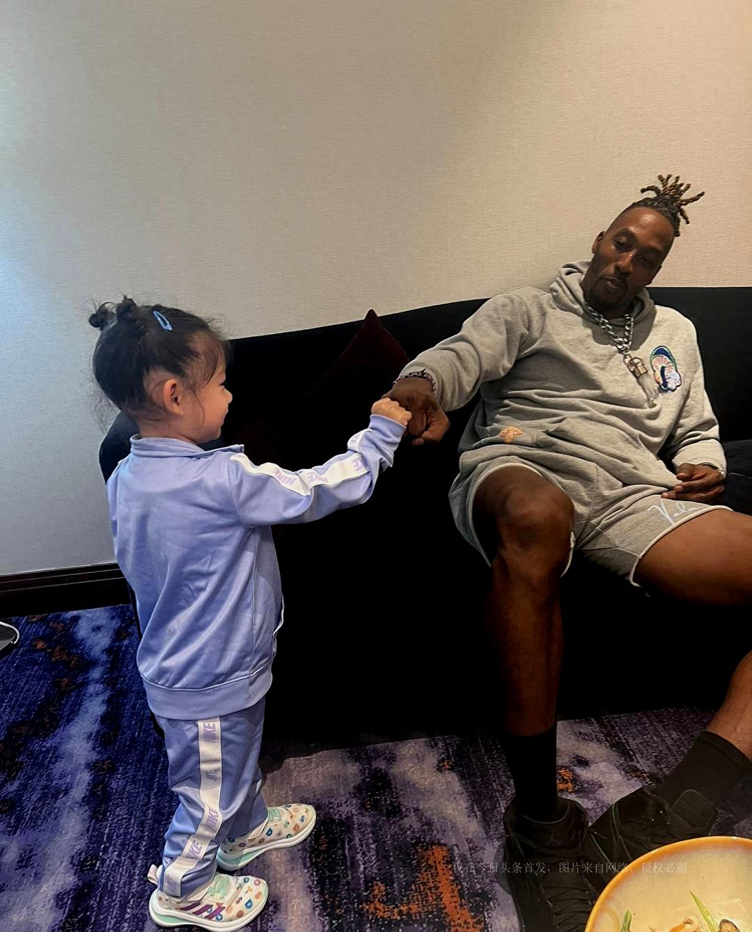 56-year-old Wu Dawei has a daughter. He appears in high profile after a ...