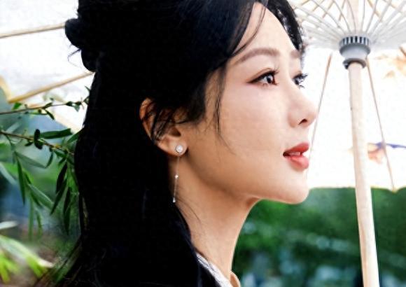 The low-key lives of Yang Zi and Lu Han are finally exposed, revealing ...