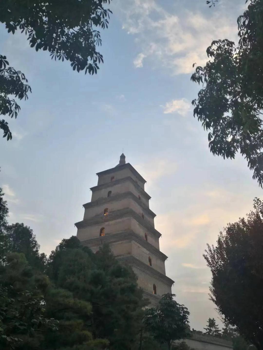 Daci'en Temple Big Wild Goose Pagoda - iNEWS