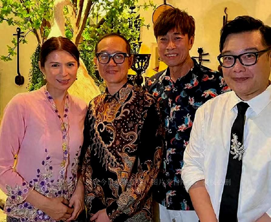 On the birthday of Singaporean goddess Pan Lingling, all the actresses ...