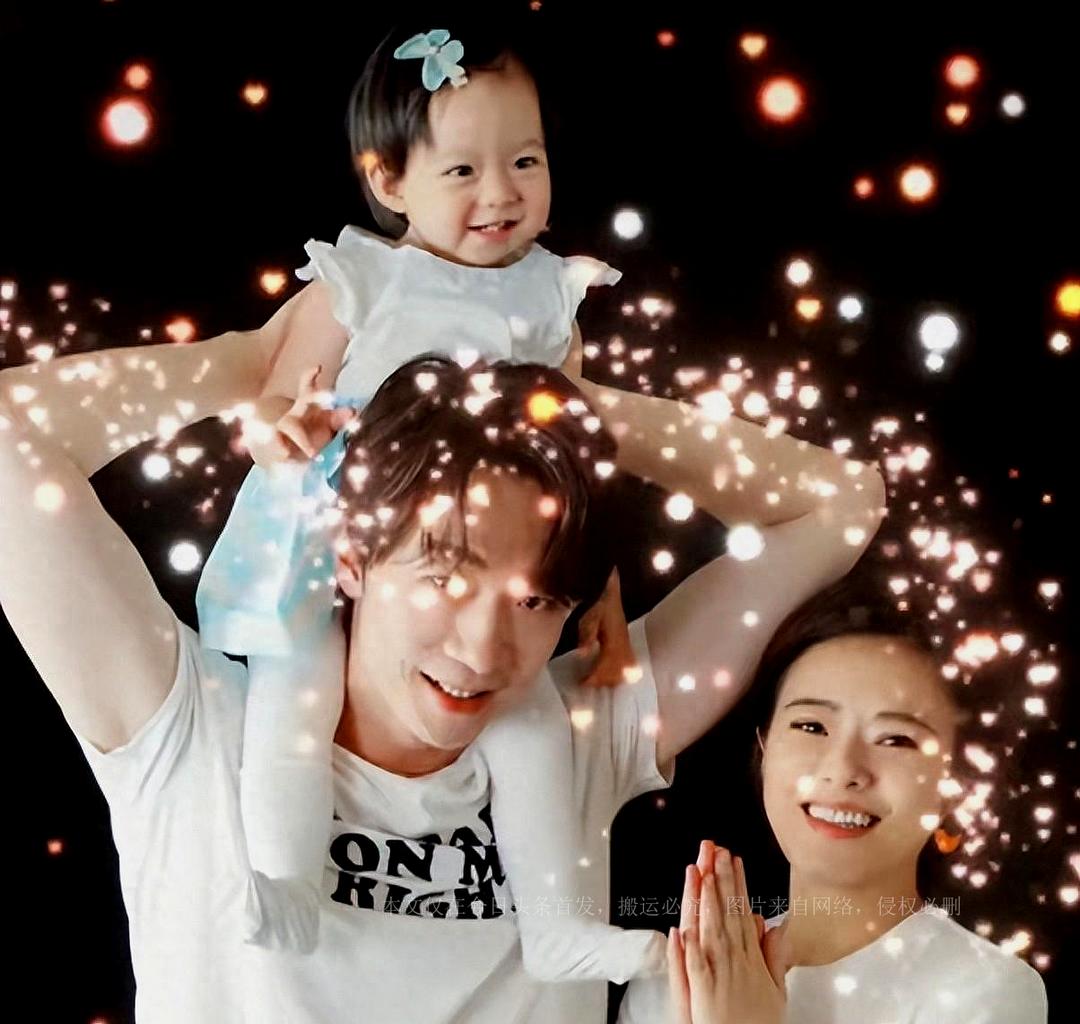 Chen Chen is already 43 years old. Time flies. She has a recent photo ...