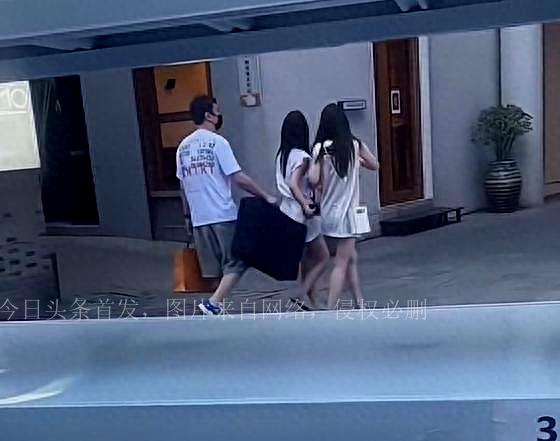 A netizen met Wang Sicong by chance, wearing sneakers worth 800,000 ...