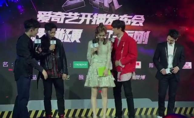 Yang Ying weighed only 46 kilograms at the press conference. The weight ...