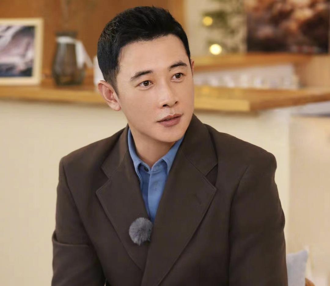 Looking at Tang Yan again 5 years later, I realized that marrying Luo ...