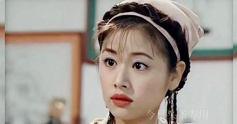 Ruby Lin, the 47-year-old super aunt, went without makeup and wore a ...