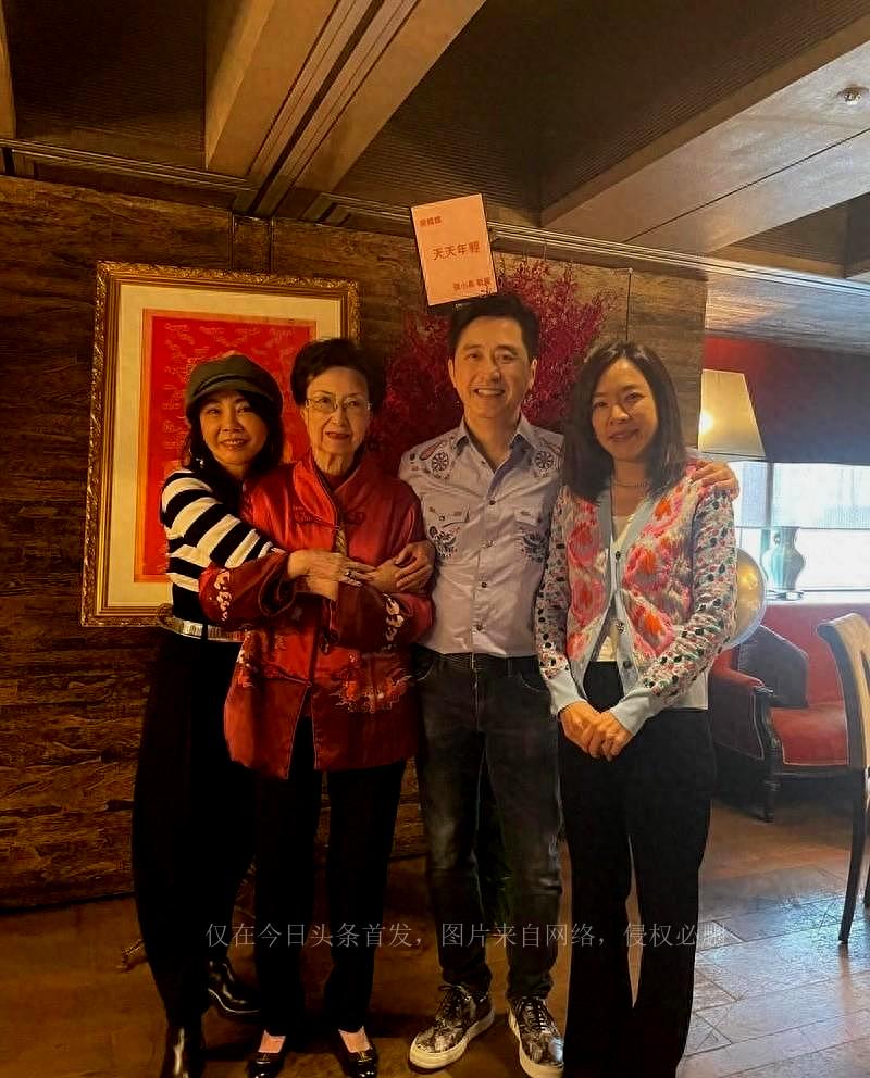 Yu Chengqing publicly showed affection for the first time after 6 years ...