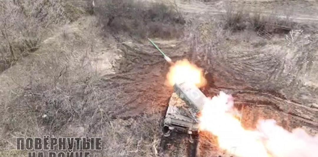 The Russian army captured a Leopard 2 tank and suspected German ...