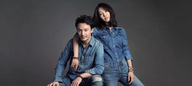 Bai Baihe and Zhang Zhen wore denim couple's outfits. They were so ...