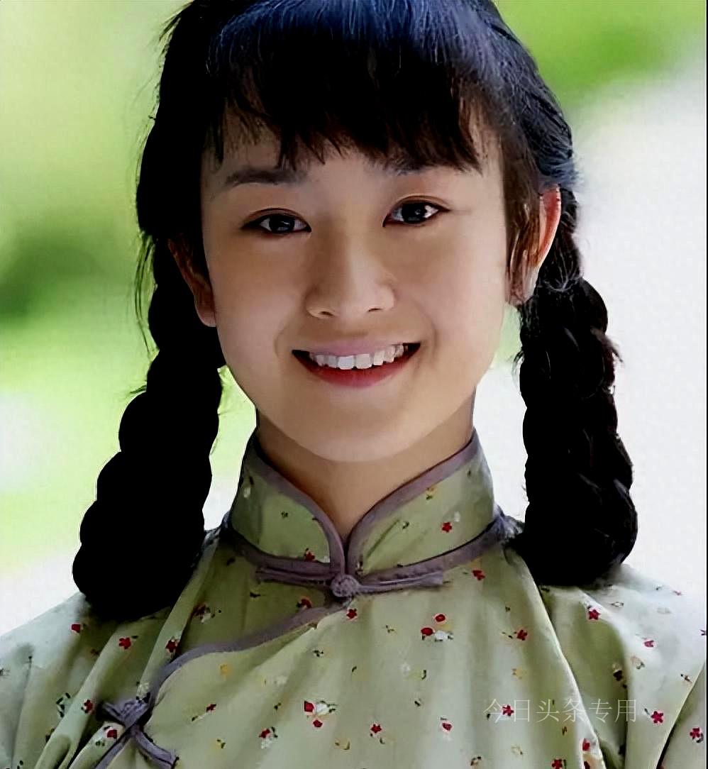 She is the "most beautiful Wei Zihu". After plastic surgery, she was ...