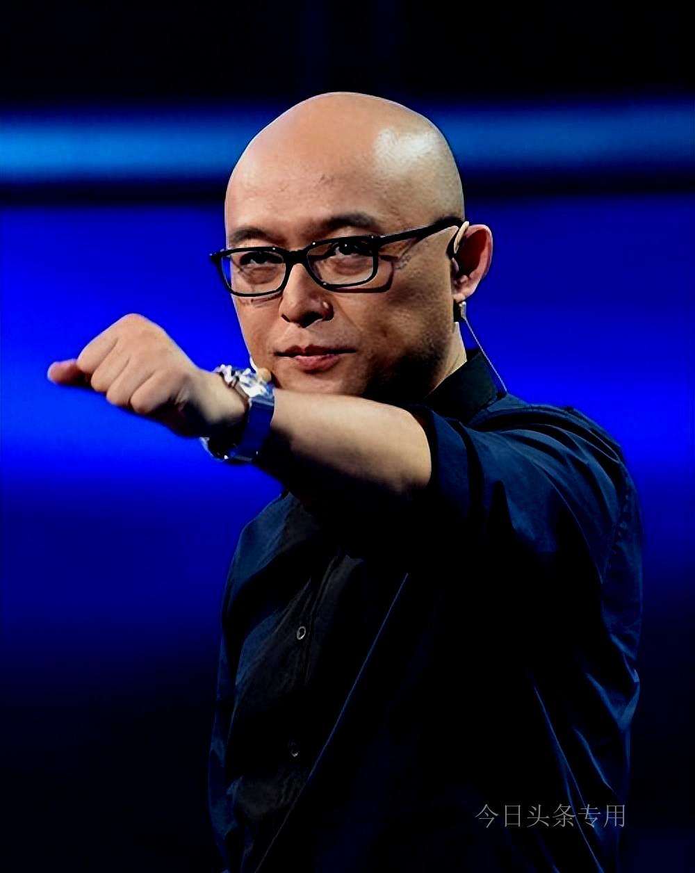 Host Meng Fei: At the peak of his career, he chose to "disappear" on ...
