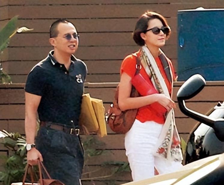 "Abandoned Wife of a Rich Family" Leung Lok Sze: She gave birth to ...