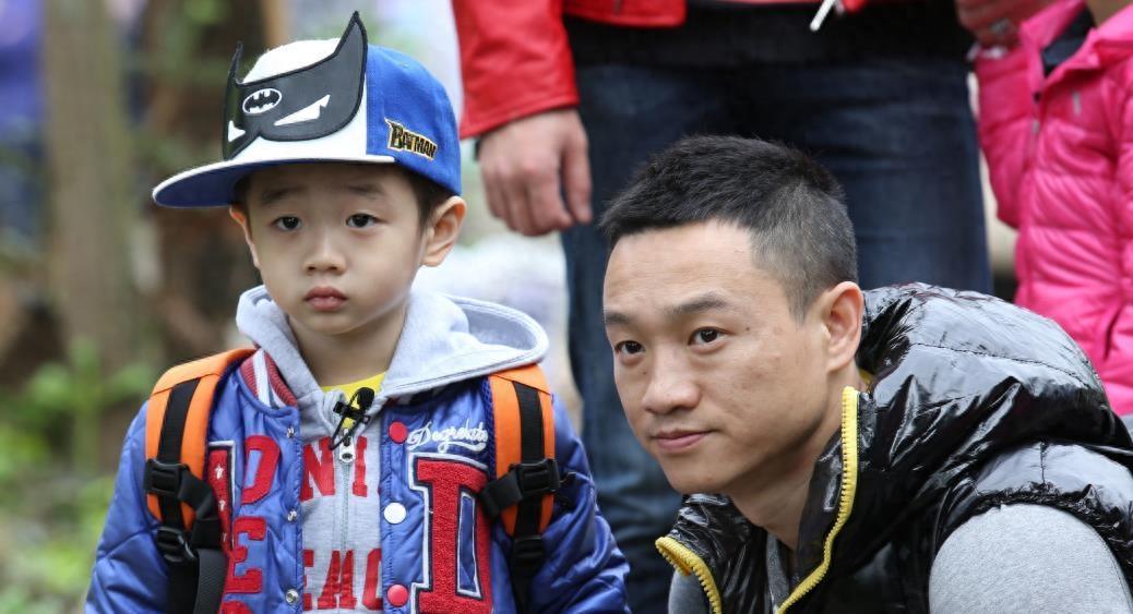 Yang Wei responds to divorce rumors - iNEWS