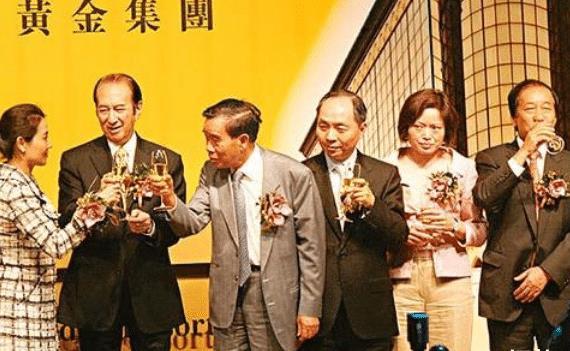 The same Miss Hong Kong, Zhu Lingling twice married into a billionaire ...