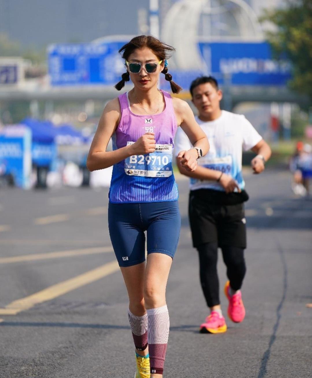 The embarrassment of female runners: important parts become smaller and ...