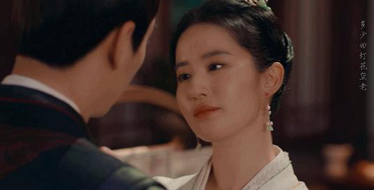 Tongue sticking out, mouth kissing, noodle kissing, these fancy kiss ...