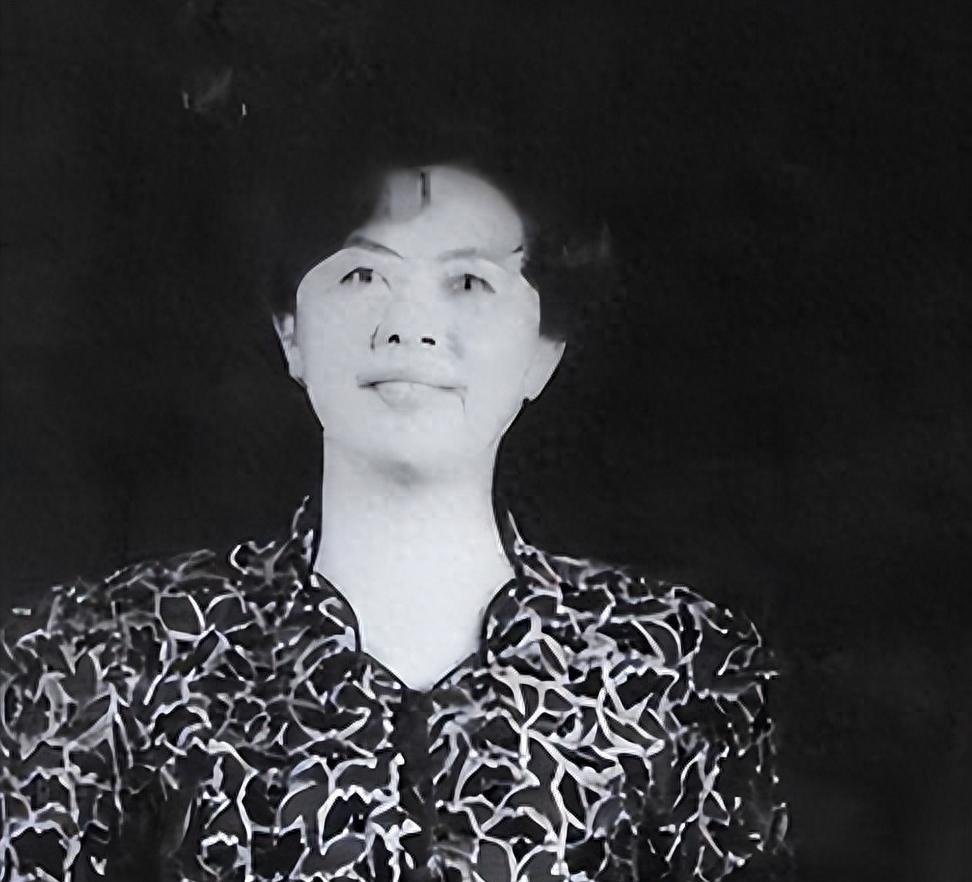 CCTV's most popular host in the 1980s suffered from mental illness in ...