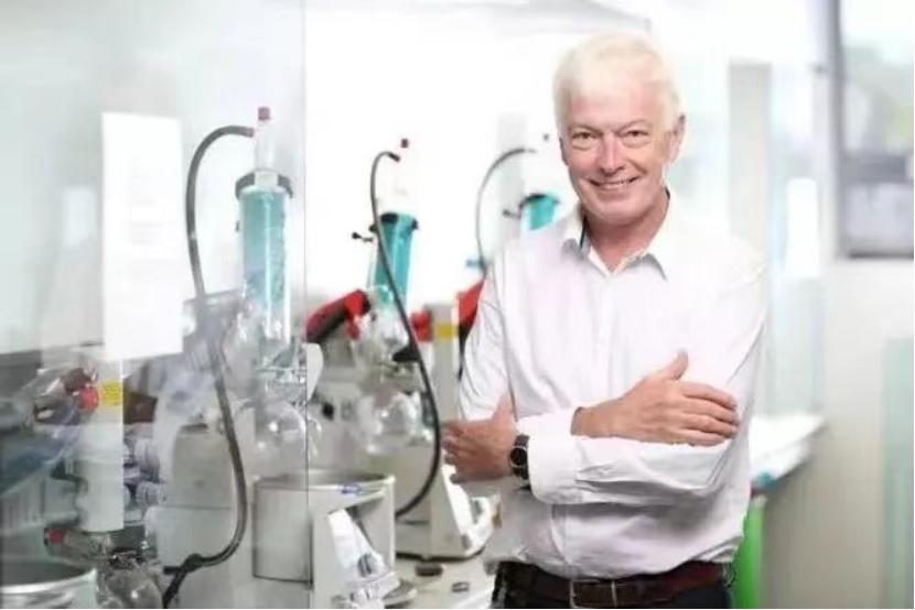 Scientists fight terminal illness and give birth to the first immortal ...