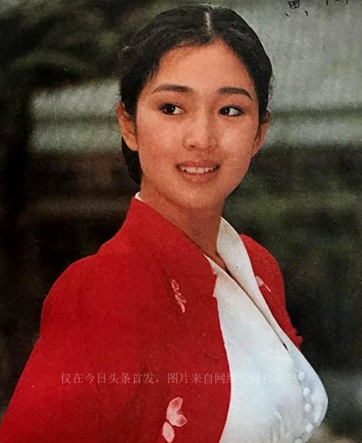 Facts have proved that Gong Li, who accompanied the French President on ...