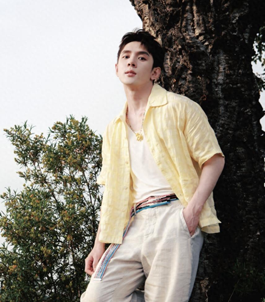 Ning Jing revealed that it only costs 3 yuan to use eyebrow pencil, and ...