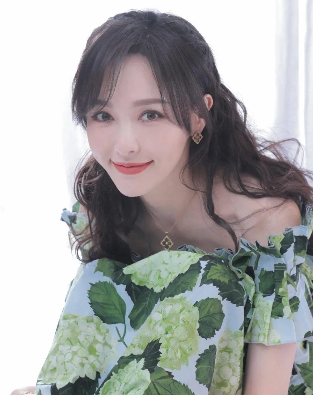 Ren Jialun happily broke up? Tang Yan's scene was deleted? Zhao Jinmai ...