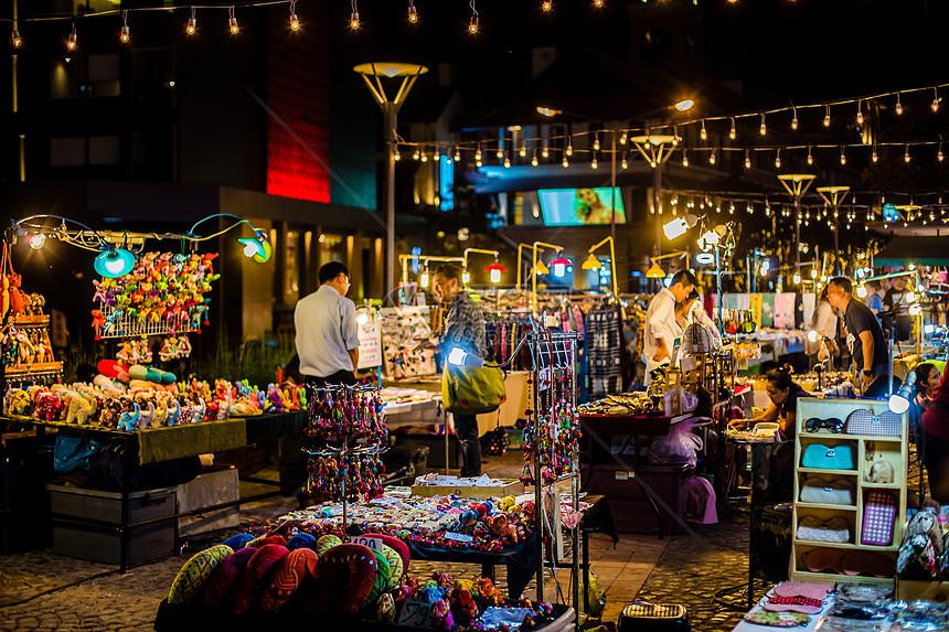 Night market economy The prosperity and opportunities of the city at ...
