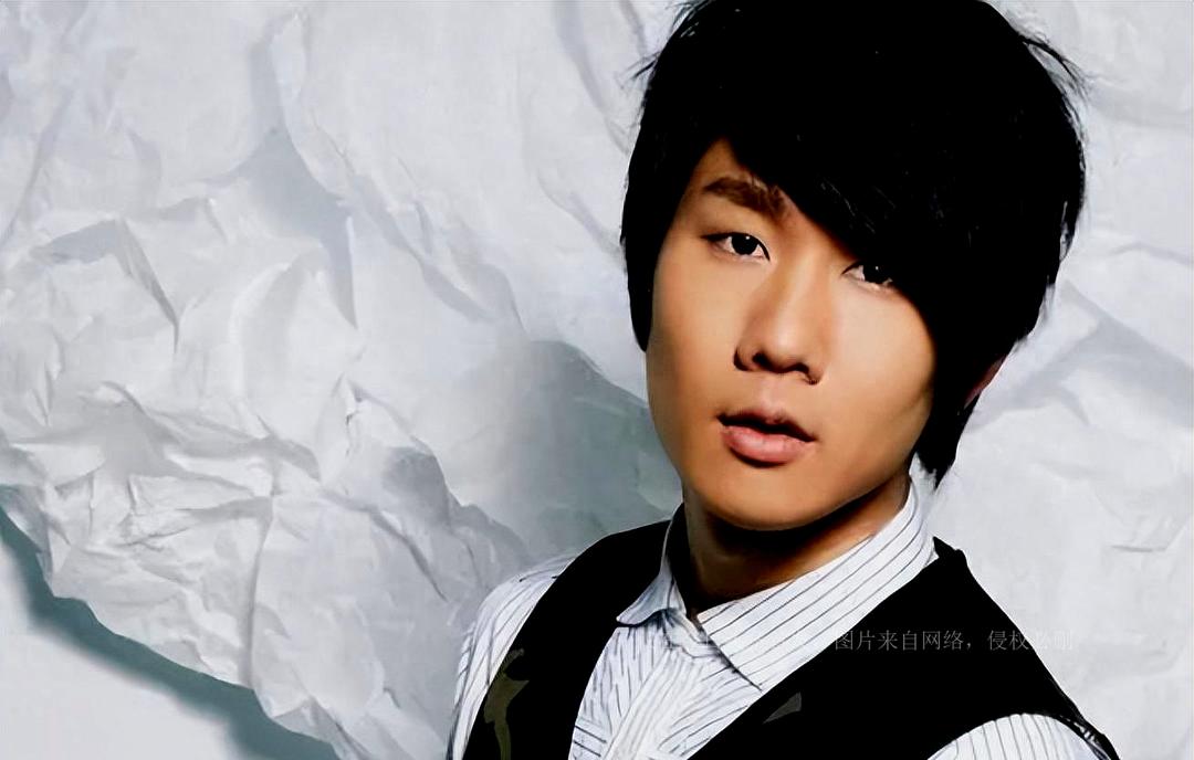 JJ Lin: He has always been criticized, how is his life now? - iNEWS