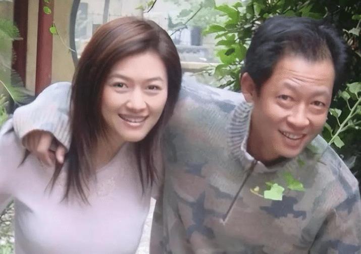 Xu Fan and Xu Qing were both his ex-girlfriends. After being chased by ...