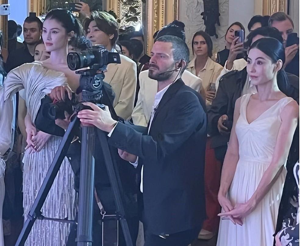 Actresses compare their beauty in the same frame, Gao Yuanyuan is so ...