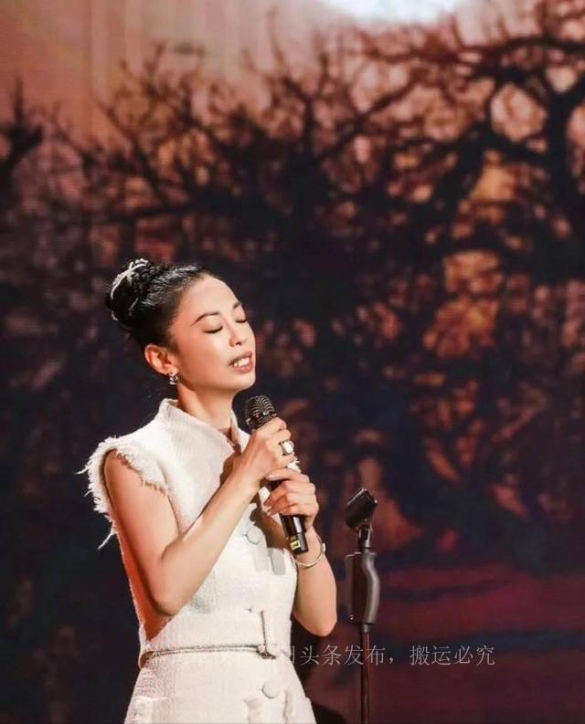 Iron Lung Queen Huang Qishan, 56 turned into 20 years old, looks like ...