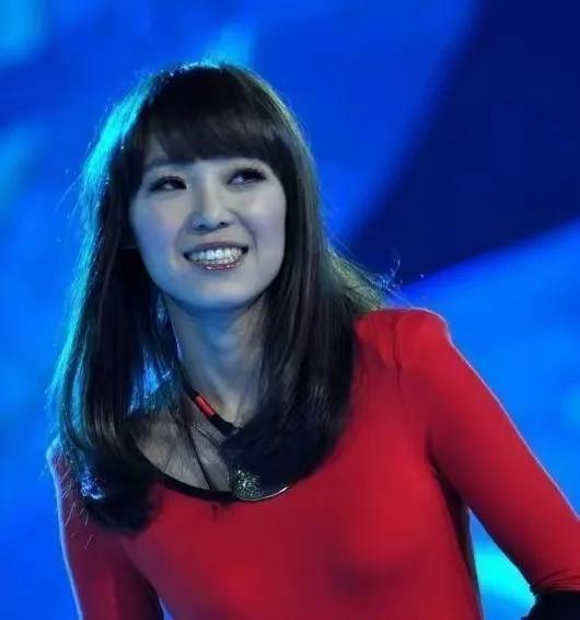 Why is singer Yunduo so popular? - iNEWS