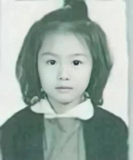 How beautiful Chen Hong was when she was young: Her son wanted to find ...