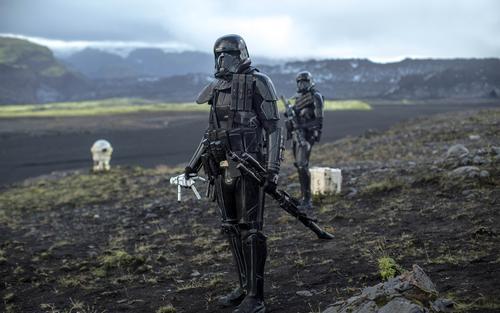 The light of struggle and the courage of humanity in Star Wars, with an ...
