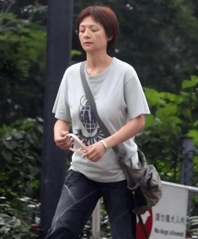 57-year-old Ye Zimei has a slim figure. She is now unrecognizable after ...