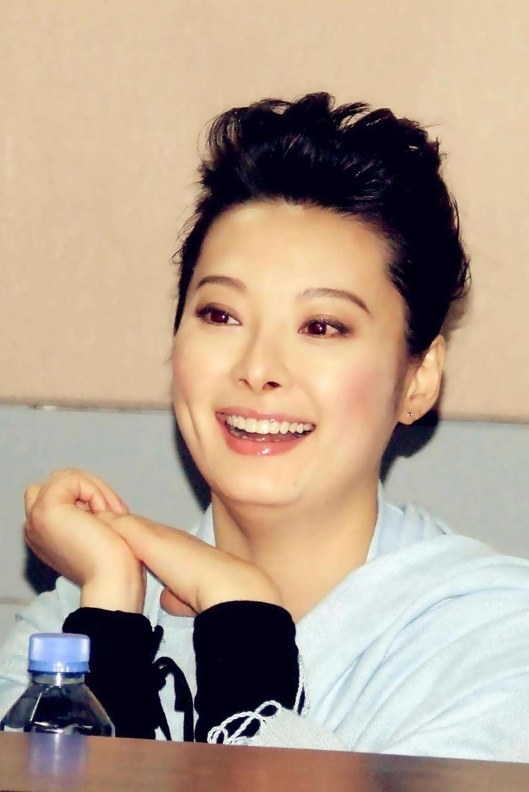 Yuan Li: The brilliant light and extraordinary path of acting - iNEWS