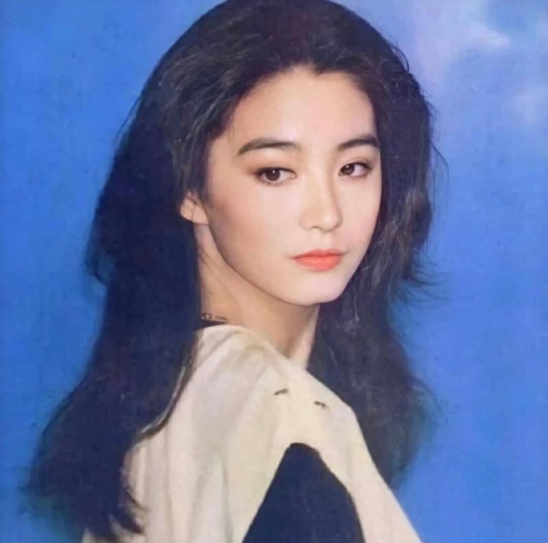 Eternal flowering: 59-year-old He Qingyan is comparable to five super ...