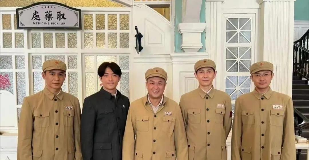 Job battle: Zhang Jiayi VS special actor Gu Wei - iNEWS