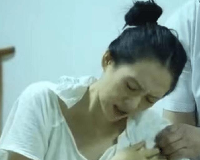 Zhang Ziyi's bare-faced photos were exposed, and netizens said: This is true beauty. - iNEWS