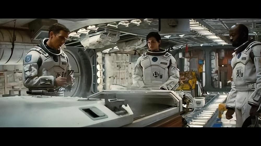The original ending to Interstellar was much bleaker, you know? - iNEWS