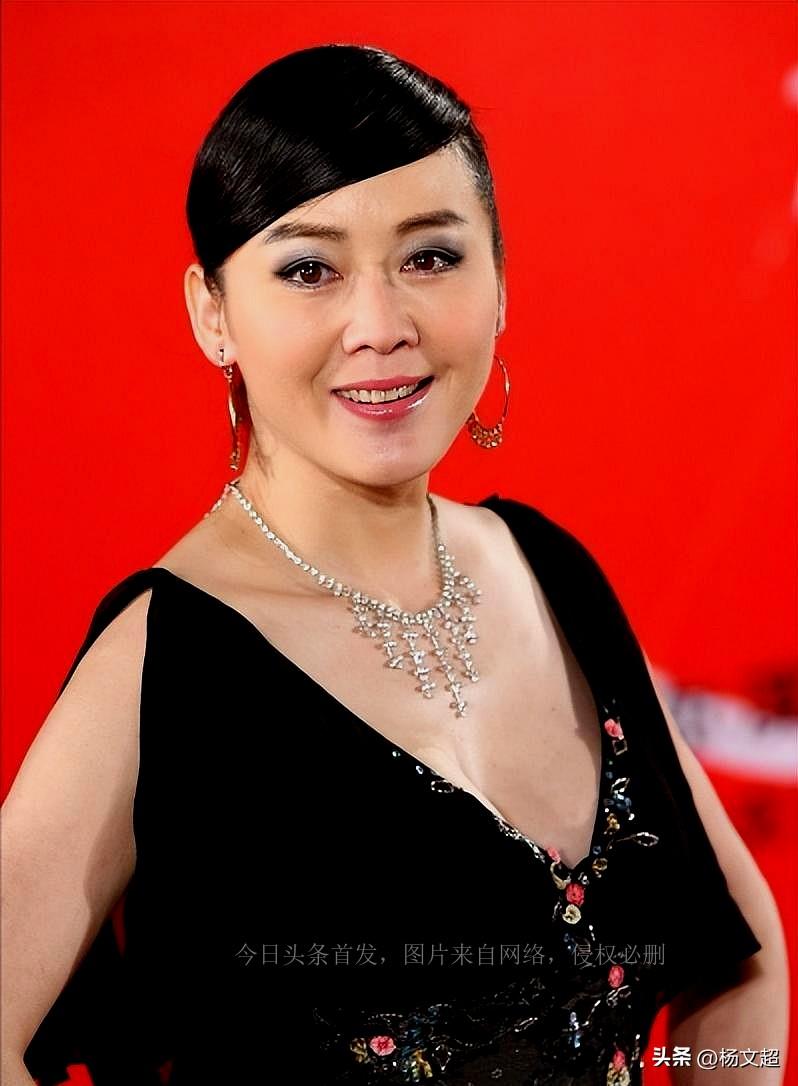 51-year-old actress Li Lin: She was slapped by her ex-husband and got ...
