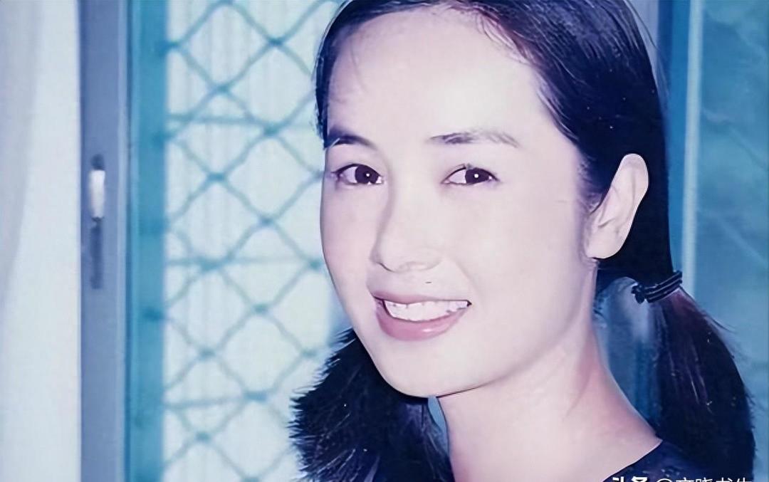 "Revealed: Jiang Wenli's private life exposed! Explore her chaotic life" - iNEWS