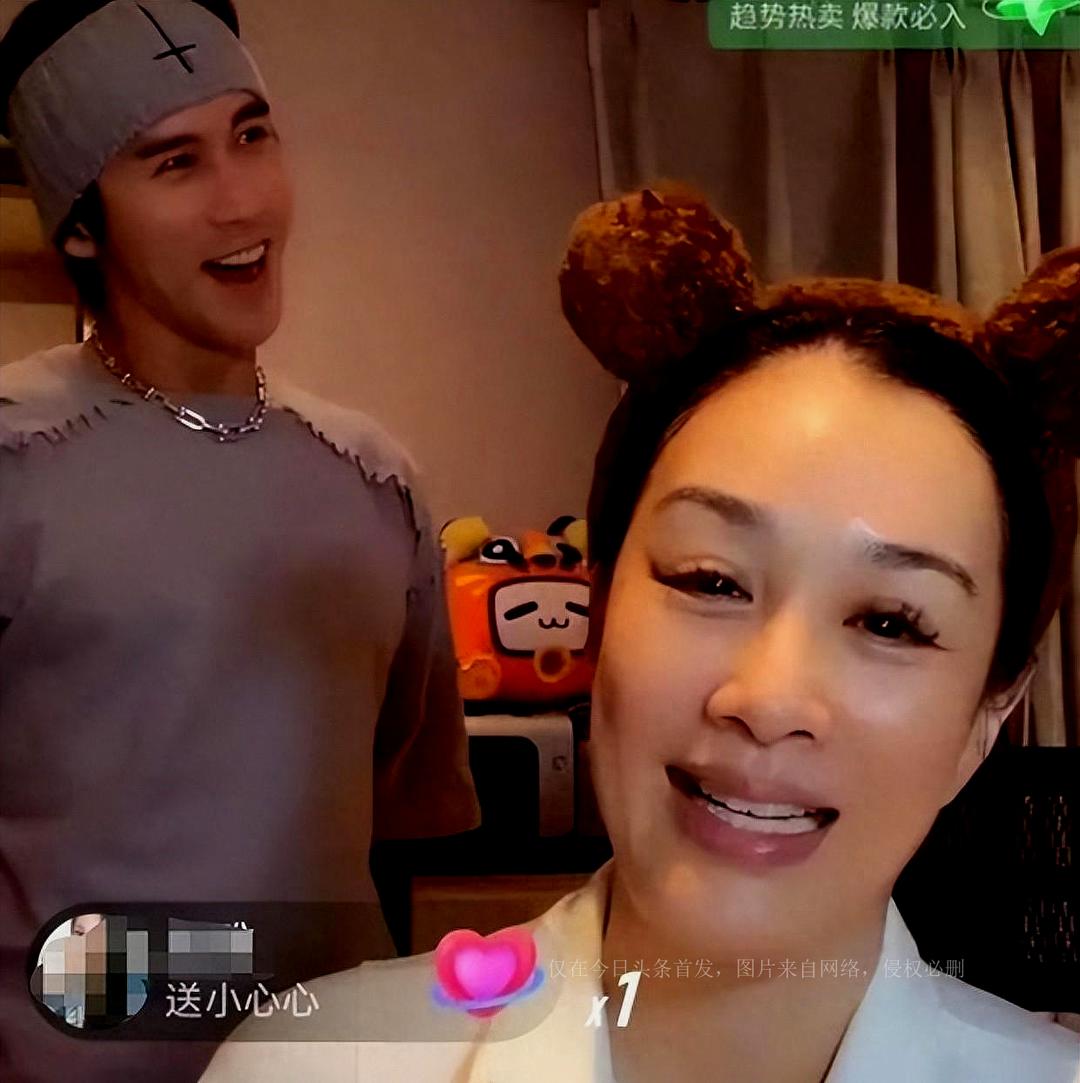 Chen Yiru, you are a bit like a "clown" now - iNEWS